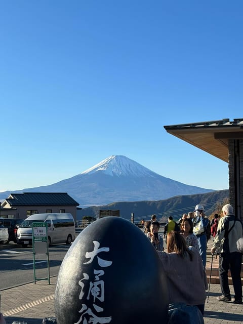 Mt. Fuji & Hakone Private Tour: Lake Cruise & Outlet Visit - Discovering Gotemba Premium Outlets