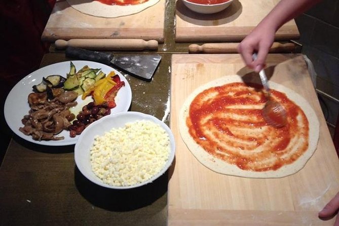 Naples: Premium Pizza-Making Class at a Pizzeria - Enjoyment of the Final Product