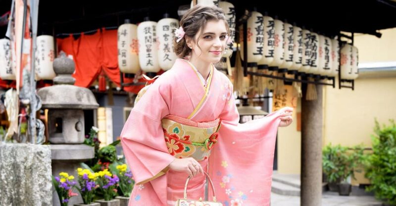 Osaka：Kimono Photo Shoot - Professional Photography Service