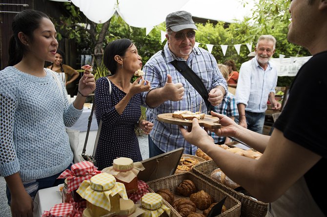 Paris Walking Tour With a Local Guide: Private & 100% Personalized - Exceptional Customer Reviews and Experiences