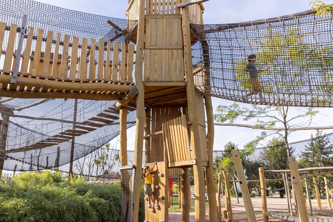 Parrot World Immersive Wildlife Park Entry Ticket Next to Paris - Transportation Options to the Park