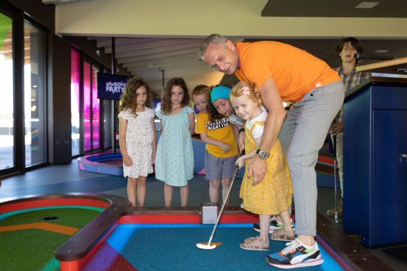 Part of Mini Golf in Deauville Indoors and Connected - Opportunities for Strategic Thinking and Interaction