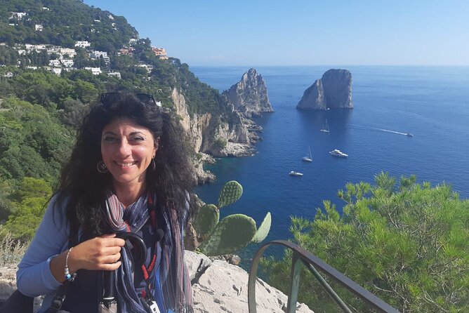 Private One Day Walking Tour of Capri With Guide - Enjoying Lunch on the Island