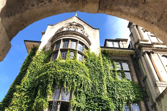 Private Oxford Walking Tour With University Alumni Guide - Discovering Christ Church College