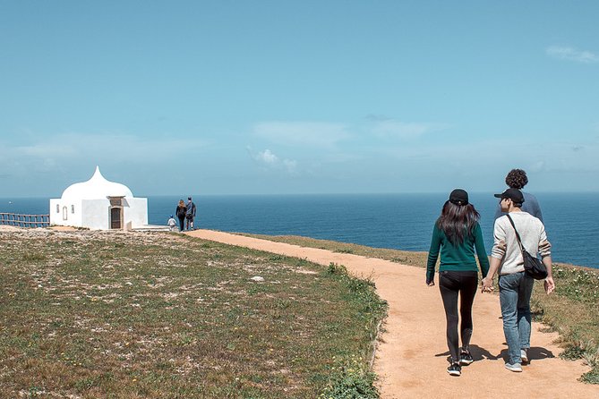 Private Tour: Arrábida Natural Park and Sesimbra Day Trip From Lisbon - Tour Accessibility and Customer Feedback