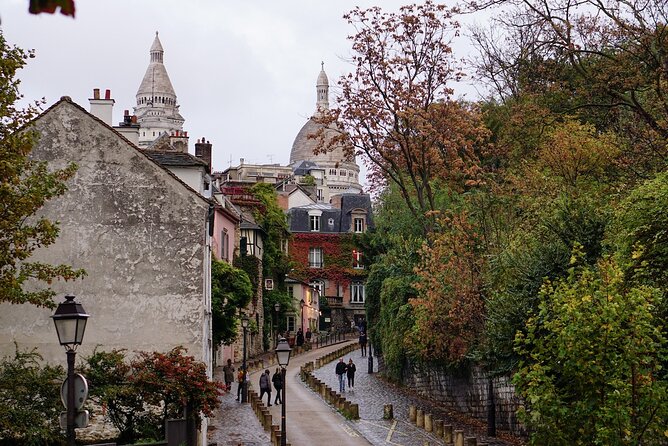 Private Tour in Italian of Paris: Centre, Montmartre, Louvre - Accessibility and Participation