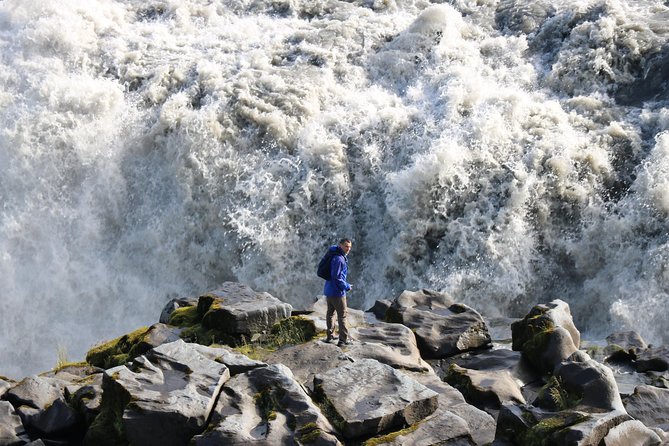 Private Tour in Northern Iceland From Akureyri - Discovering Godafoss and Lake Myvatn