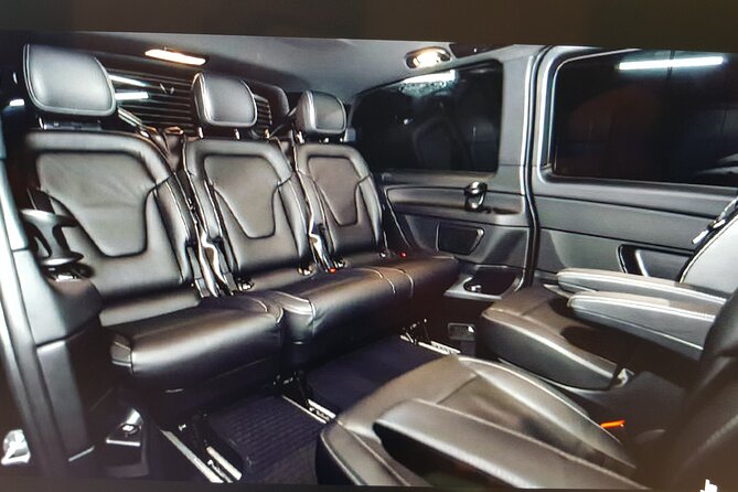Private Van Transfer From CDG Airport to Paris - Frequently Asked Questions