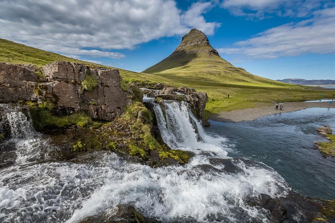 Reykjavik: Snaefellsnes National Park Small Group Trip - Wildlife Observation and Insights