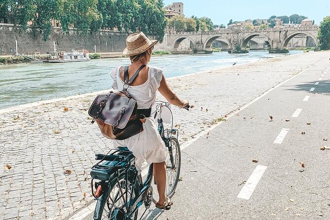 Rome by E-Bike: the Guided Tour of the City Center - Wandering the Charming Streets of Trastevere