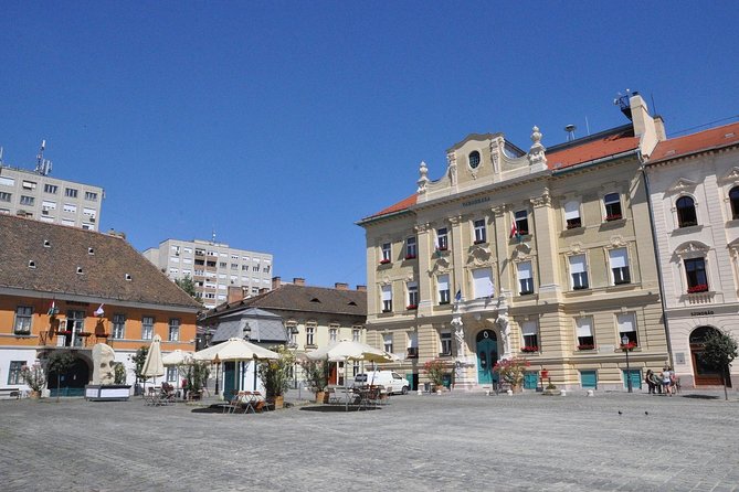 Secret Food Tours Budapest Obuda - Knowledgeable and Engaging Tour Guides