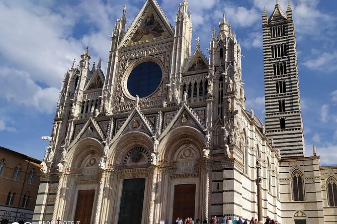 Siena and San Gimignano From Rome: Tuscany Wine Tour, Small Group - Wine Tasting in the Chianti Region