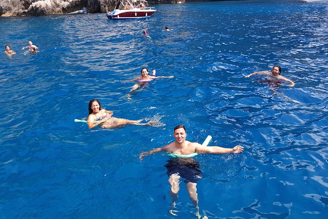 Sorrento: Exclusive Capri Private Boat Tour & Blue Grotto - Suitability and Accessibility Considerations