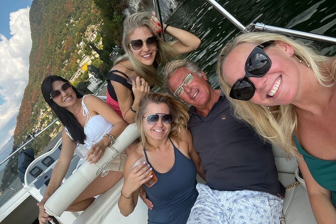 The Sweet Life Tour (2 H) Boat Eolo - Engaging With Your Tour Guides