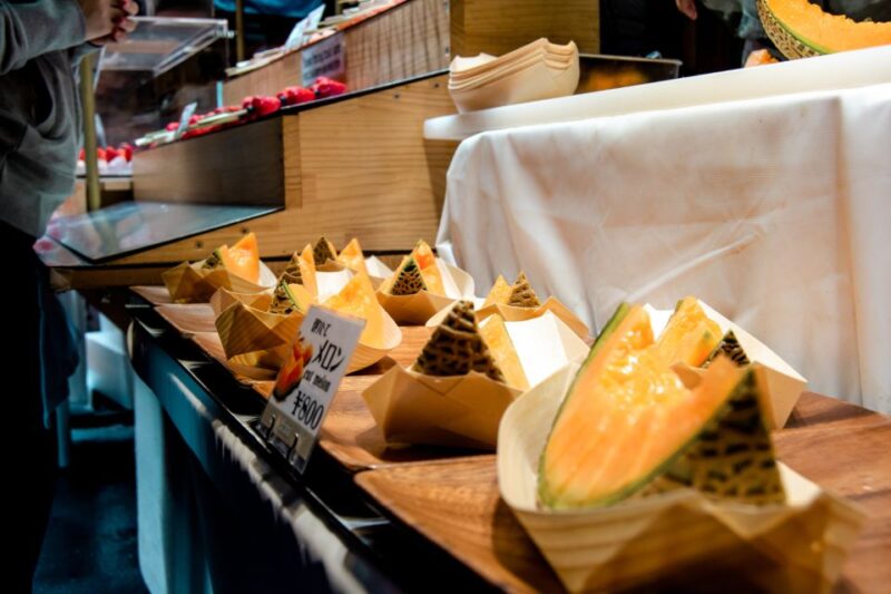 Tokyo: Classic Tsukiji Food Tour - Savoring the Seafood Breakfast Experience