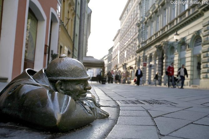 Top Experience Walking Tour With Bonus and Castle - Traveler Feedback and Recommendations