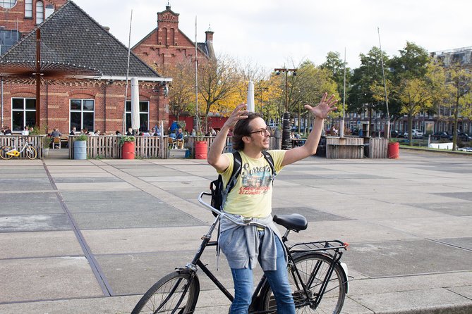 Urban Adventures Amsterdam Bike Tour, Graffiti and Magnet Fishing - Pricing, Reviews, and Cancelation Policy