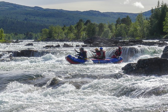 White Water Rafting Adventure in Dagali - Level 2 - The Rafting Journey