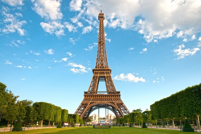 Airport Transfer: Paris Airport CDG to Paris City by Business Car - Advantages of Choosing Private Transportation