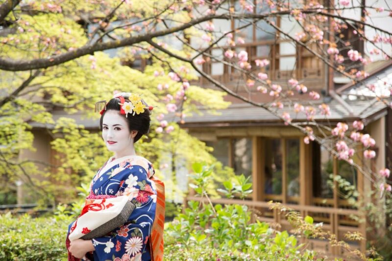 Kyoto: Maiko Makeover and Photoshoot Experience - What to Expect