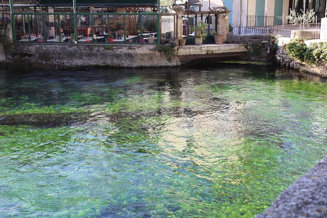 Luberon Villages Small Group Half-Day Trip From Avignon - Guest Experiences and Feedback
