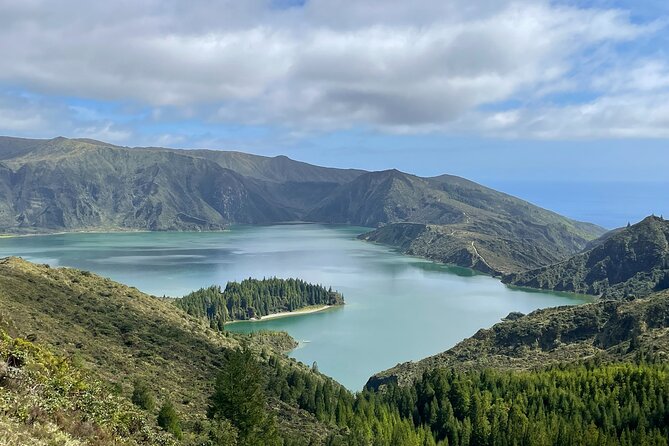 Private Tour Volcanic Lakes Sete Cidades and Lagoa Do Fogo - Booking Procedures and Cancellation Policy
