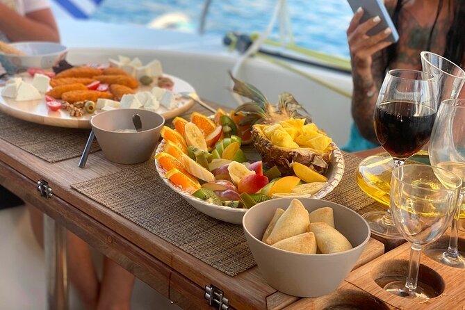 Rethymno: Sunset Catamaran Cruise With Wine and Snacks - Important Considerations for the Cruise