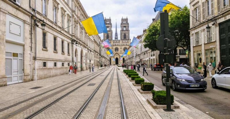 Orléans: Old Town, Cathedral & Joan of Arc Self-guided Walk - Since You Asked