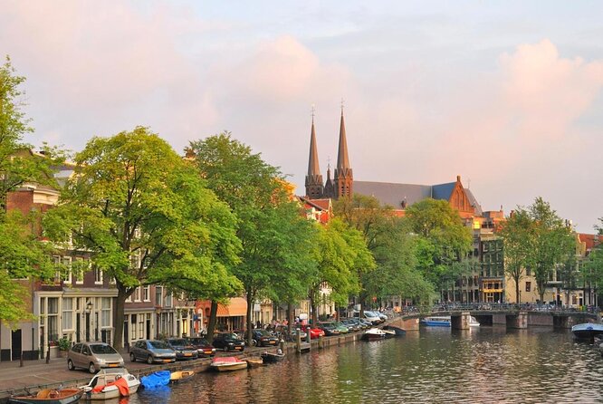 Amsterdam Canal Cruise With Cheese and Wine Review - About Your Stay