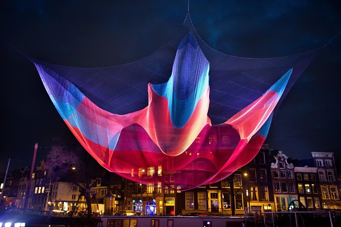 Amsterdam Light Festival Private Cruise With Welcome Drink - Key Points