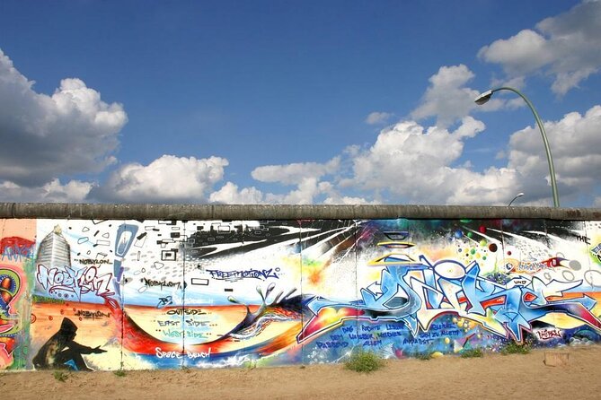 Berlin East Side Tour 2.5 Hour Cruise With Commentary - About Your Stay