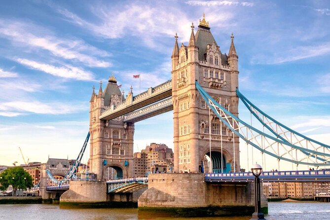 Bridget Jones Walking Tour of Locations - Key Points
