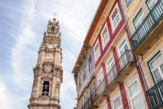 Exclusive Sightseeing Tour in Porto -VW Kombi Van - 2h - Key Points