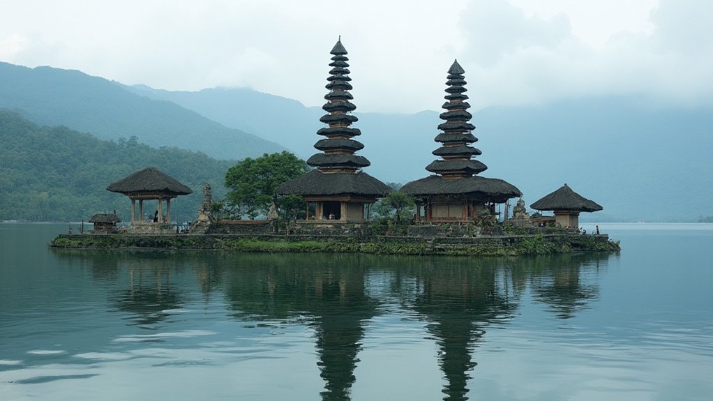 floating ulun danu temple