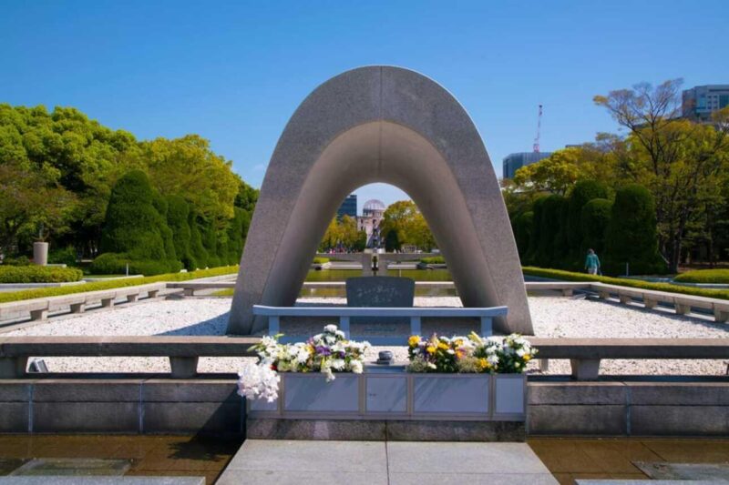 From Osaka/Kyoto/Nara: Hiroshima and Miyajima Private Tour - Key Points
