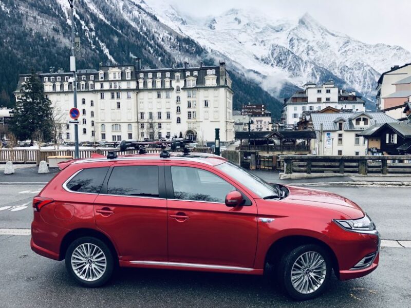 Geneva Private Day Trip to Mont Blanc Glacier and 3860M Top - Key Points