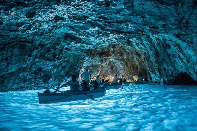 Half Day Private Boat Tour of Capri - Key Points