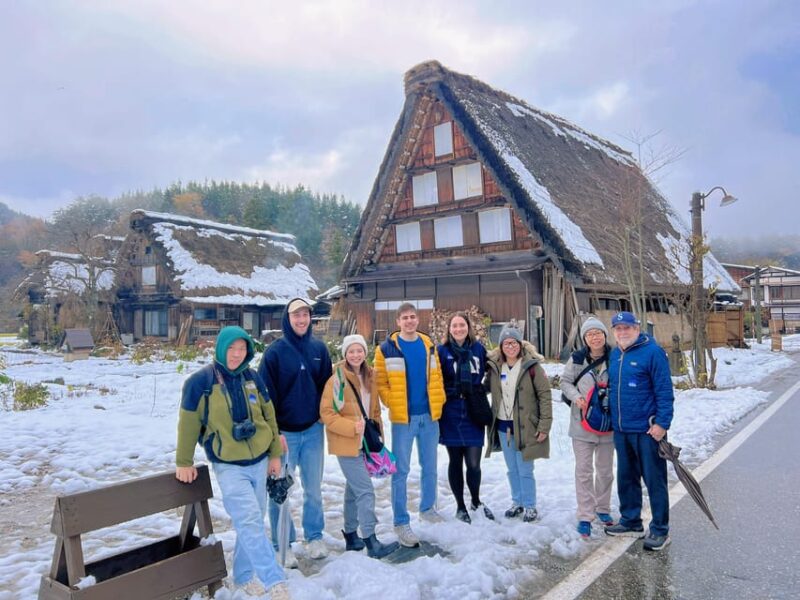 Kanazawa: World Heritage Shirakawa-go Guided Tour - Key Points