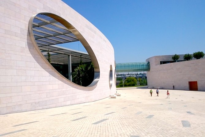 Lisbon Waterfront Bike Tour - Small Groups - Key Landmarks Along the Route