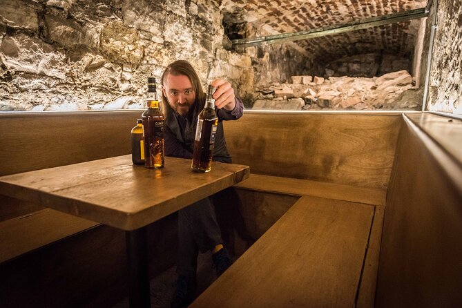 Luxury Whisky Tasting Review in Edinburgh Vaults - About Your Stay