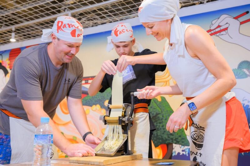 Mt. Fuji: Make-Your-Own Ramen + Fuji/Hakone Sightseeing Tour - Key Points