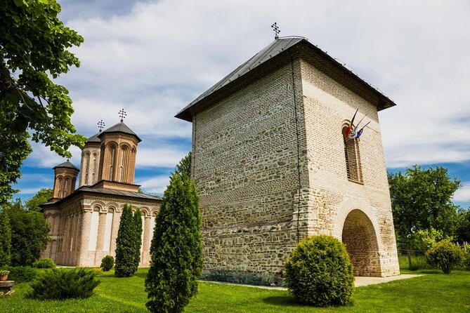 Private Tour to Salt Mine, Lunch at Winery and Dracula Grave - Key Points