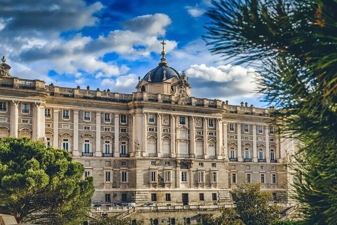 Private VIP Visit to the Royal Palace and City Tour, Madrid in Full - Tour Overview