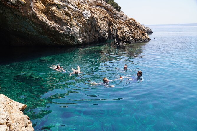 Rina Cave Sea Kayak Tour With Snorkeling and Picnic - Key Points
