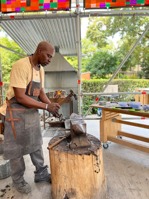 Saint-Denis: Blacksmiths & Stone Carvers, Cathedral Builders - Key Points