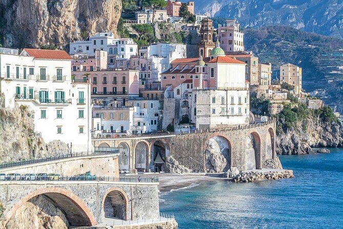 Transfer:Amalfi Coast-(Via Pompeii 2h) Matera or Reverse - Key Points