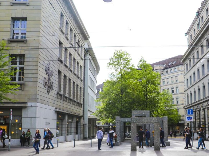 Zurich: Exclusive Swiss Banking Tour With a Local - Key Points