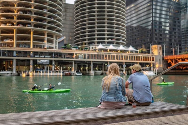 Chicago: History & Architecture Walking Tour w/ Boat Cruise - Exploring Chicago’s Heart: What to Expect