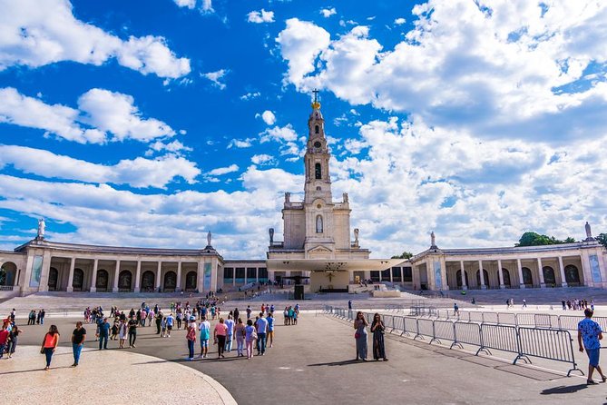 Fátima & Coimbra: Full Day Private Tour from Porto - Practical Aspects: What to Expect