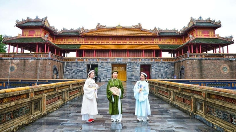 From Hoi An/Da Nang : Hue City Full-Day Tour with Lunch - Exploring Lap An Lagoon and Lang Co Beach